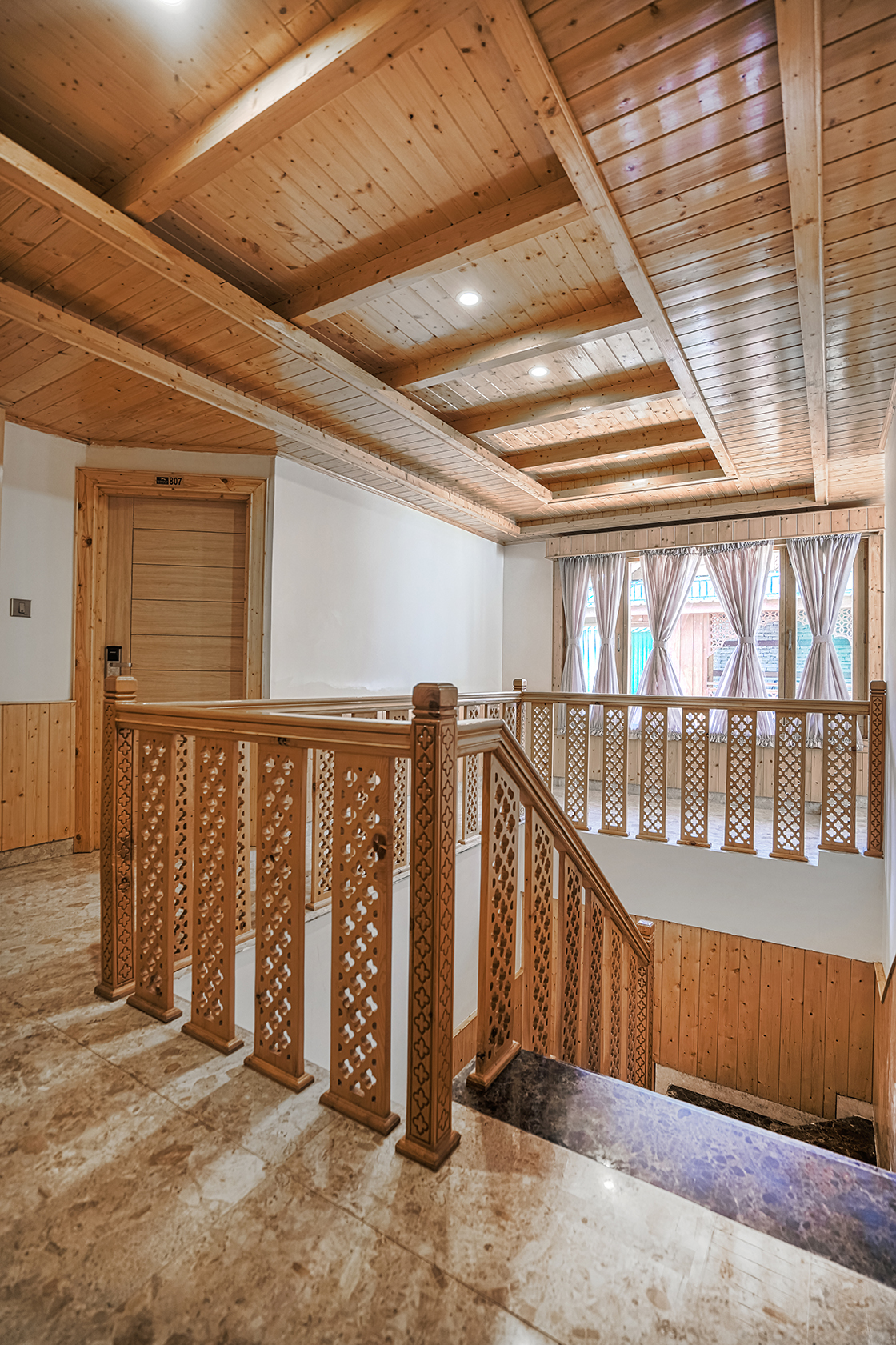 Hotel Sandhya village in manali, best luxury Resort in Manali, 4 Star ...