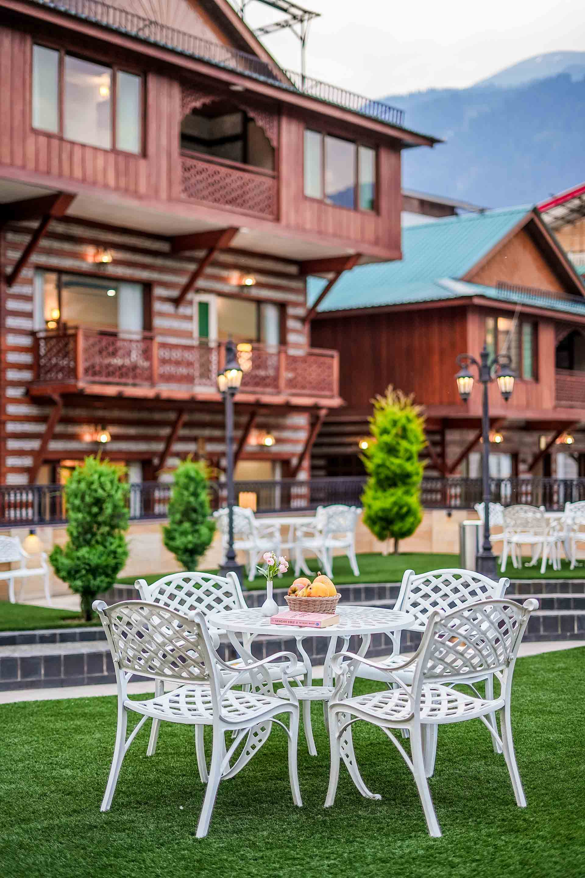 Hotel Sandhya village in manali, best luxury Resort in Manali, 4 Star ...