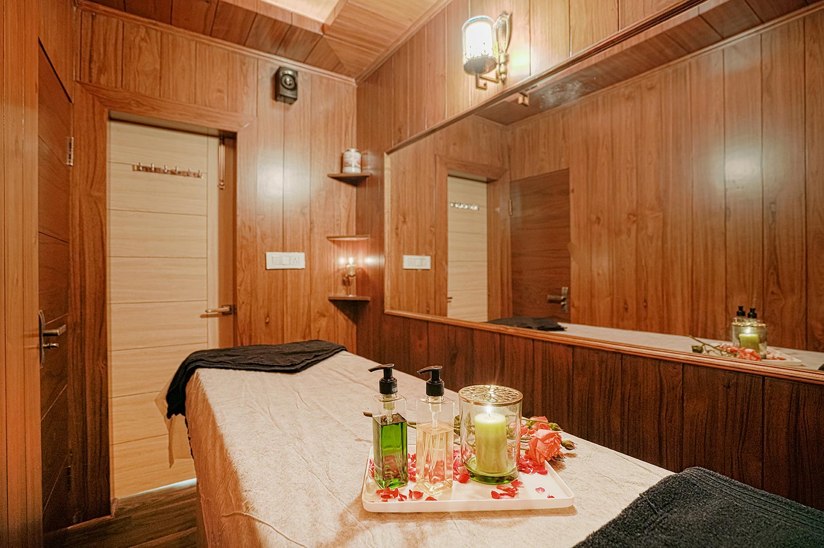 Hotel Sandhya village in manali, best luxury Resort in Manali, 4 Star ...