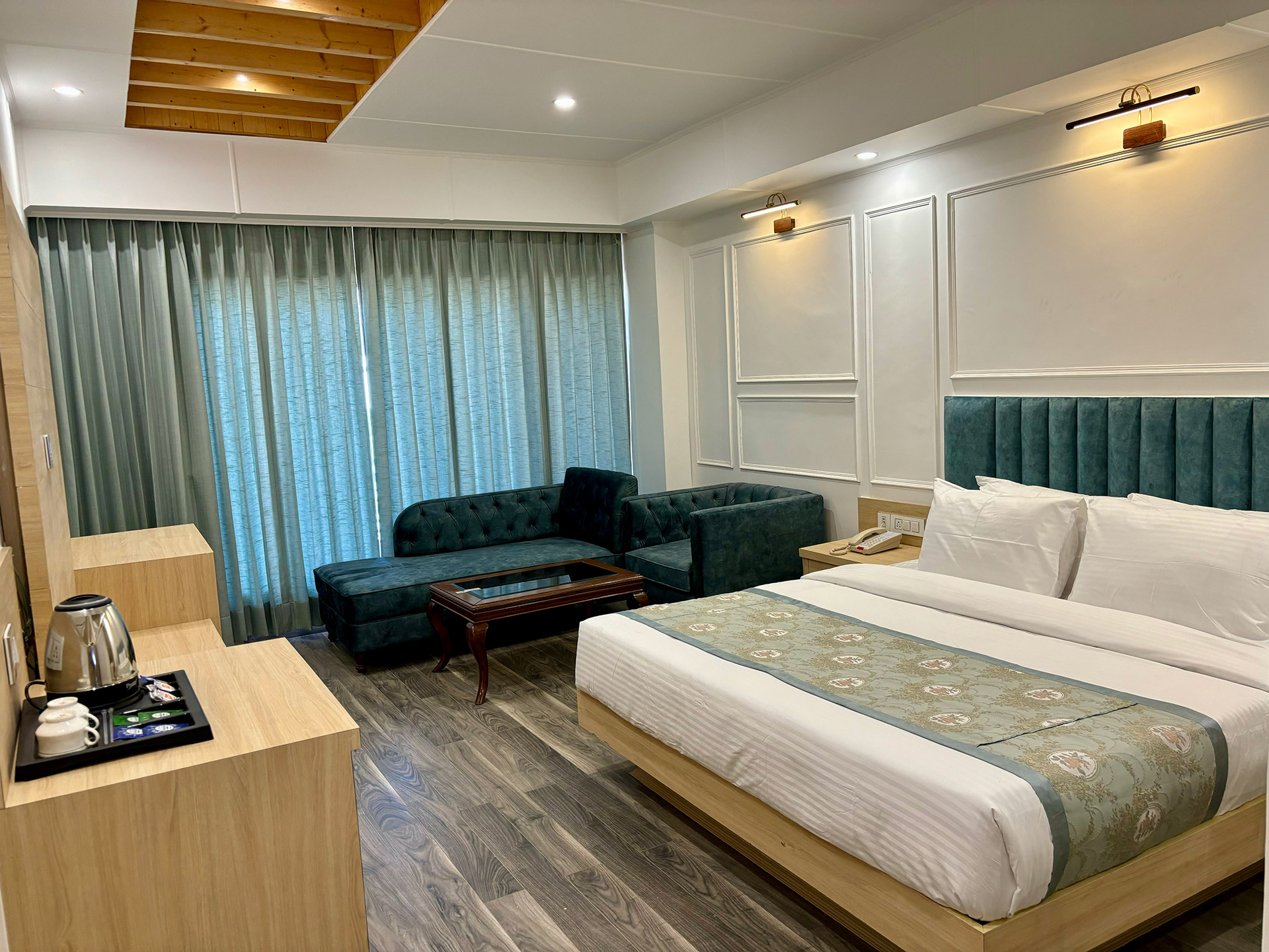 Hotel Sandhya village in manali, best luxury Resort in Manali, 4 Star ...